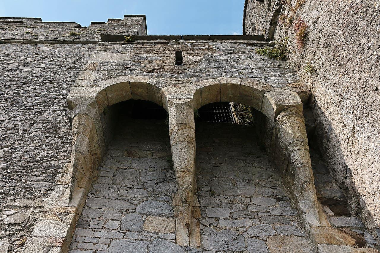 The Ultimate Cahir Castle Visitor Guide