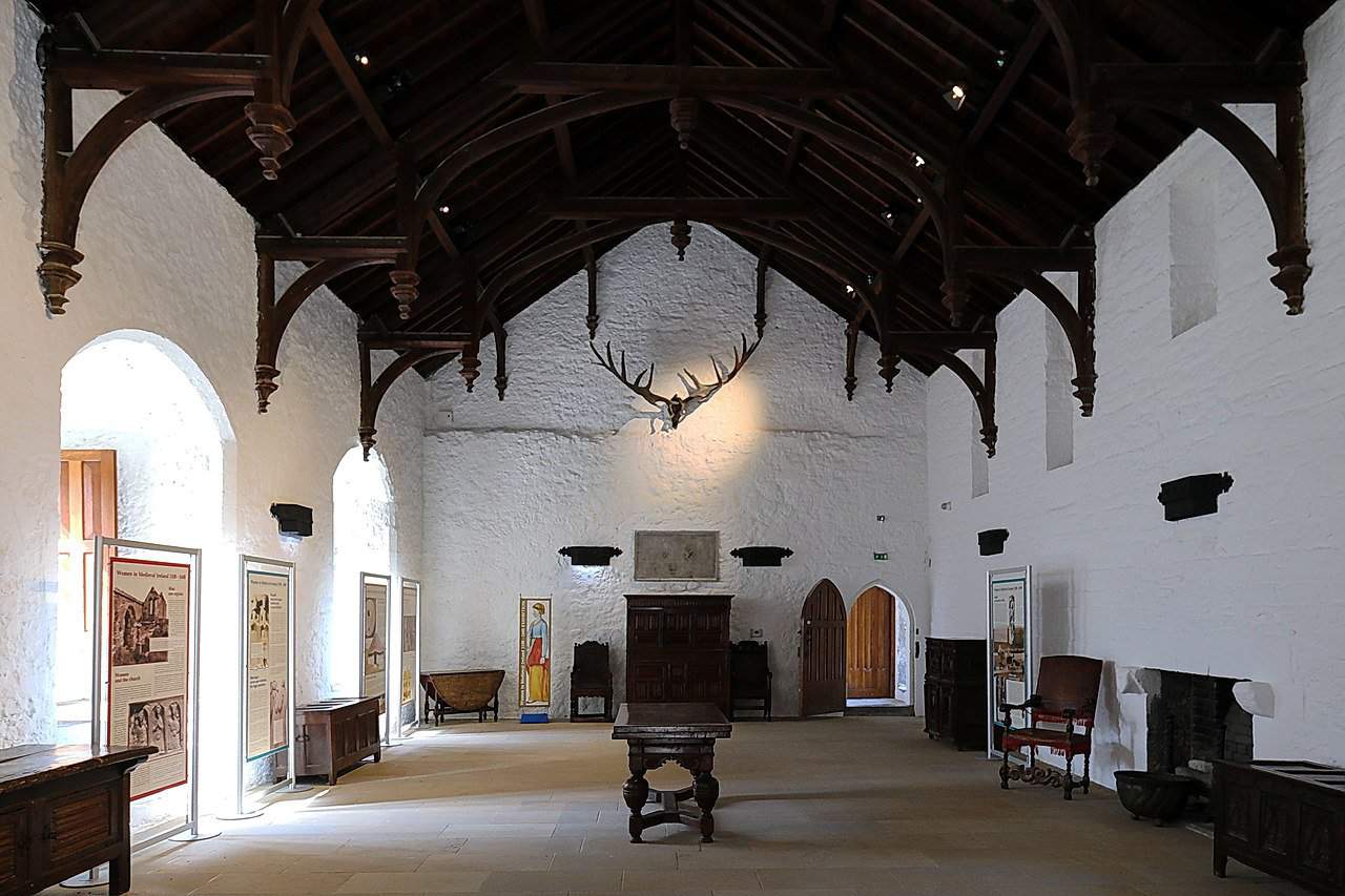 The Ultimate Cahir Castle Visitor Guide