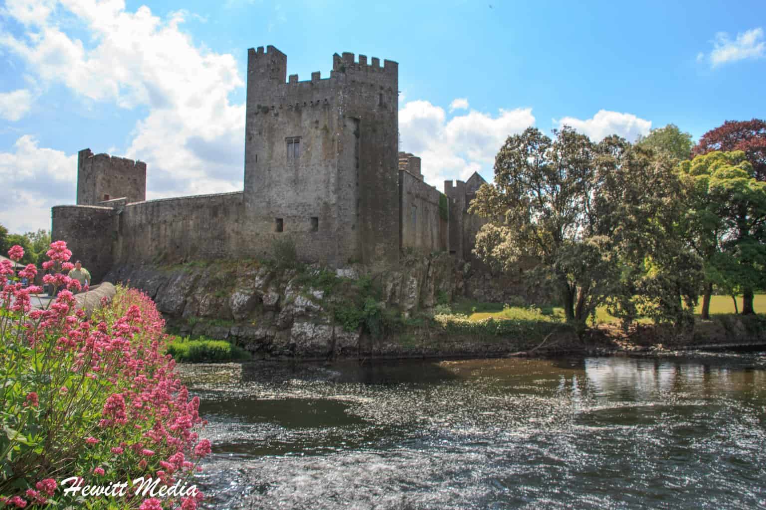 The Ultimate Cahir Castle Visitor Guide