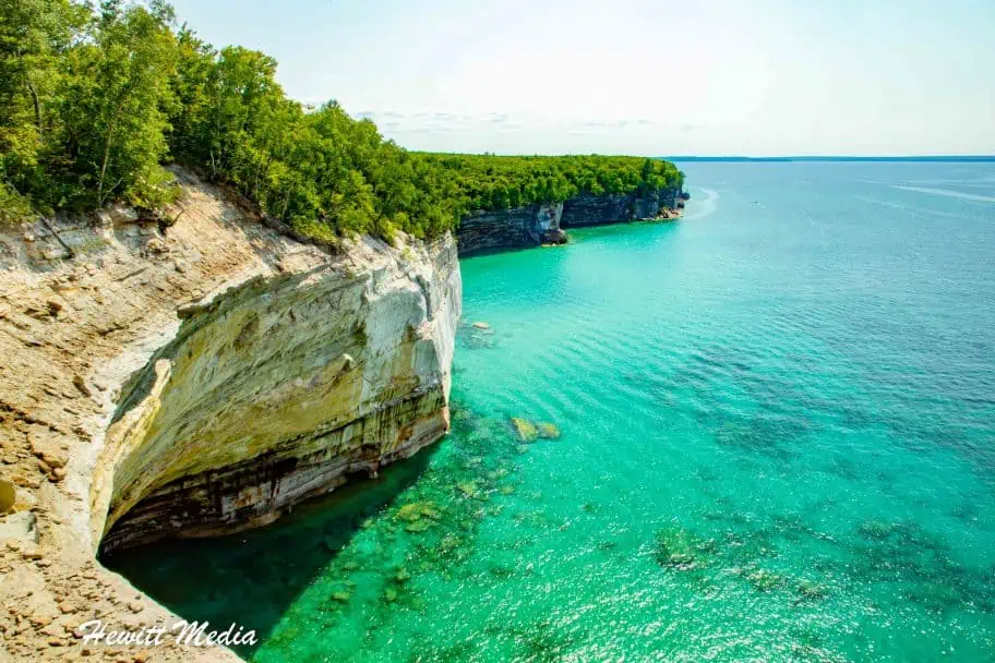 The Definitive Pictured Rocks Travel Guide