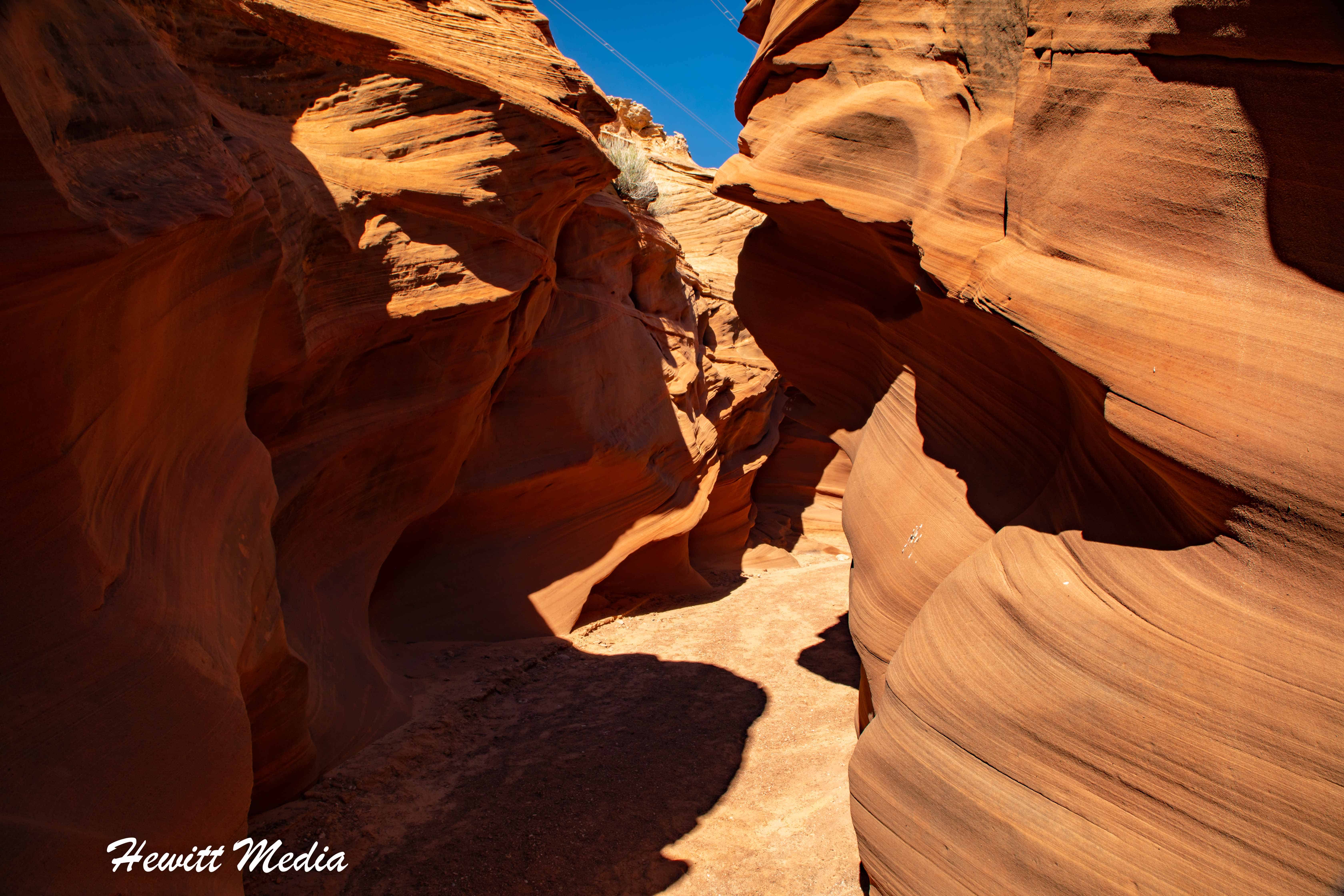 Avoid the Crowds: A Comprehensive Waterhole Canyon Guide