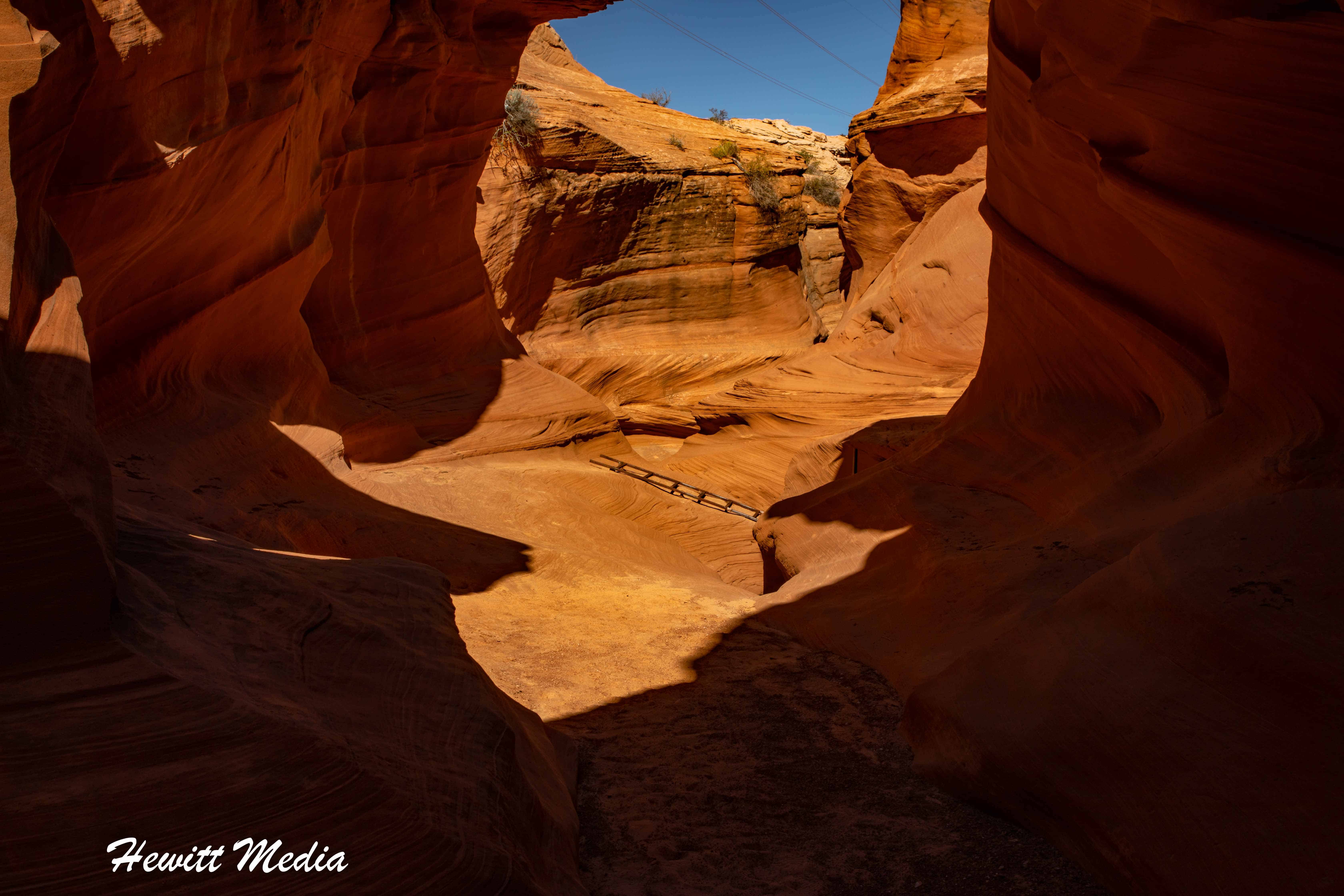 Avoid the Crowds: A Comprehensive Waterhole Canyon Guide