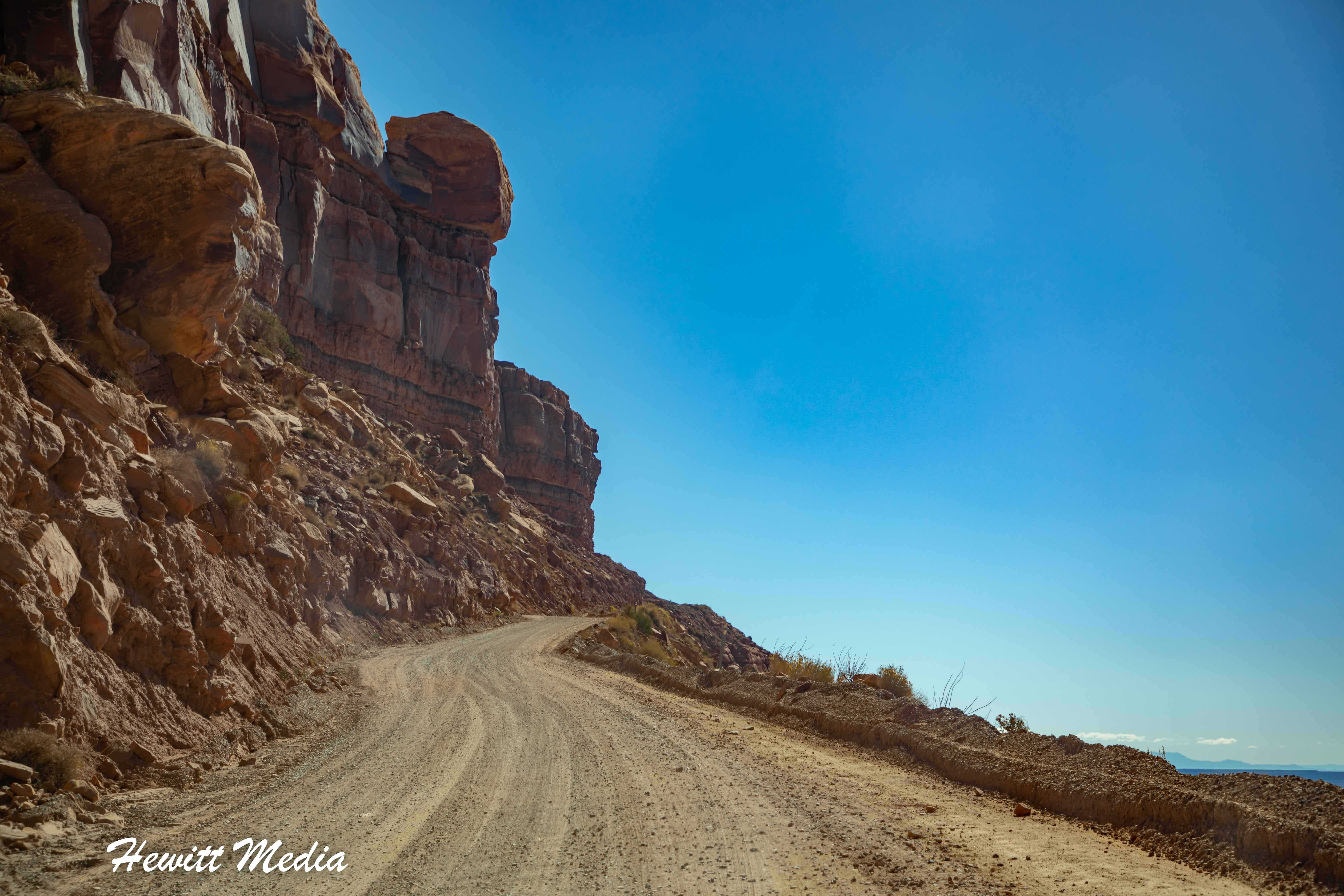 How to Visit the Incredible Valley of the Gods in Southern Utah