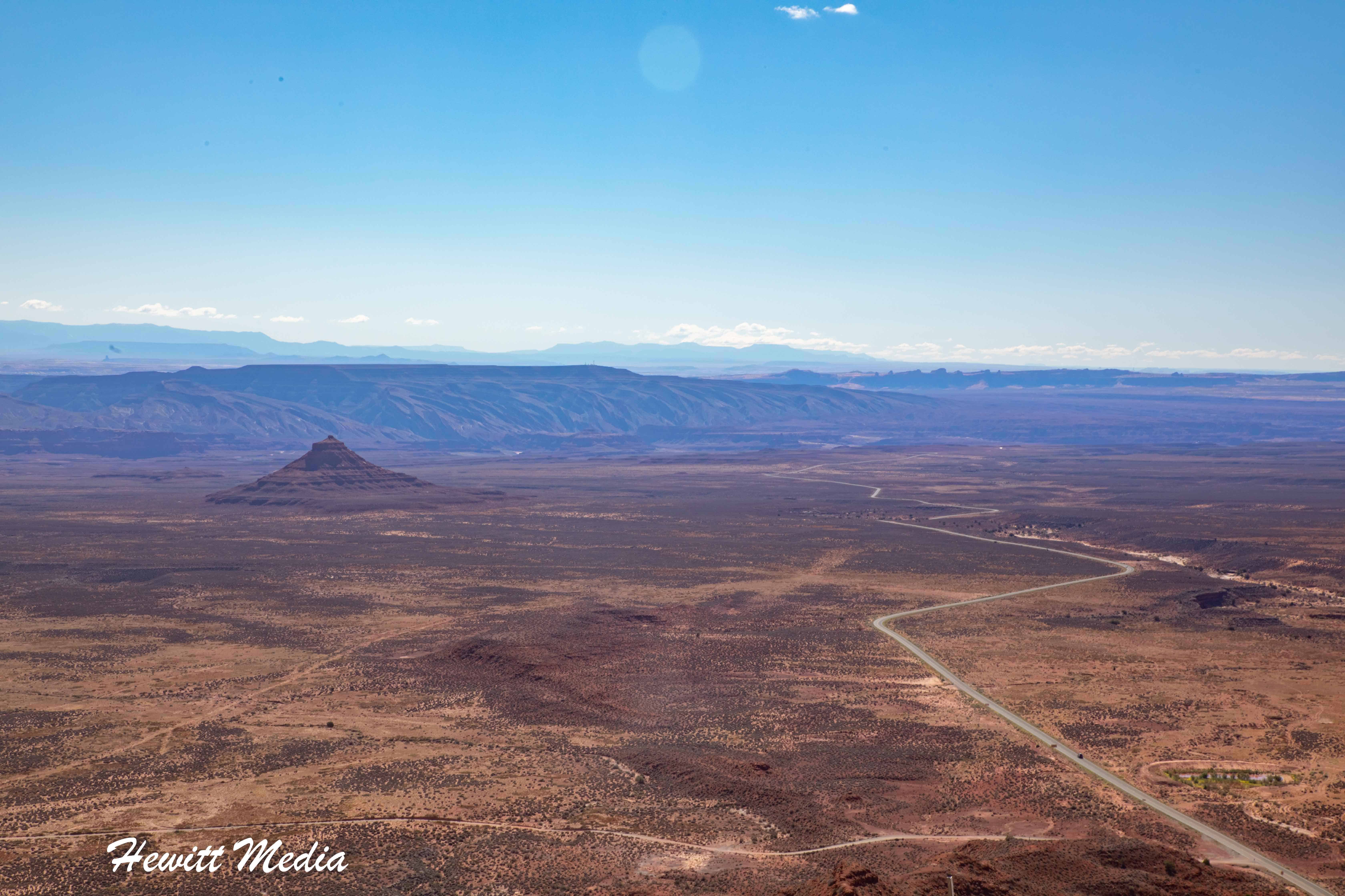How to Visit the Incredible Valley of the Gods in Southern Utah