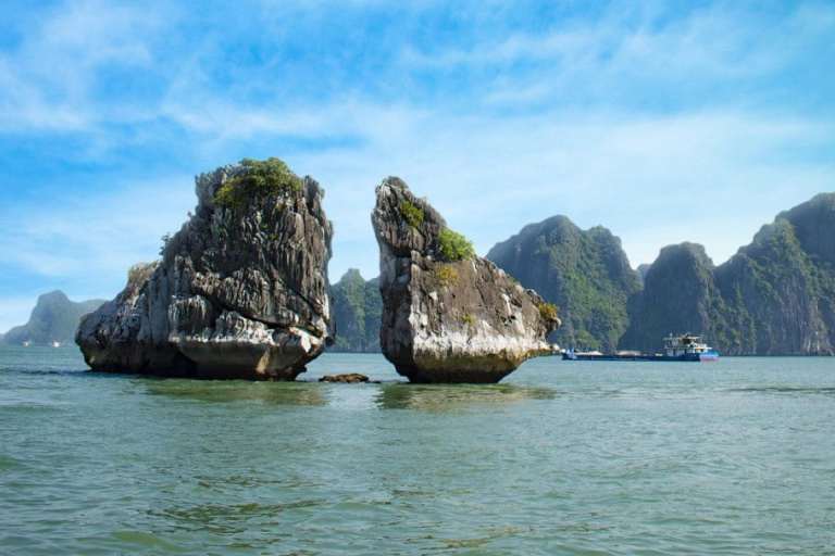The 15 Most Beautiful Sea Stacks in the World to See